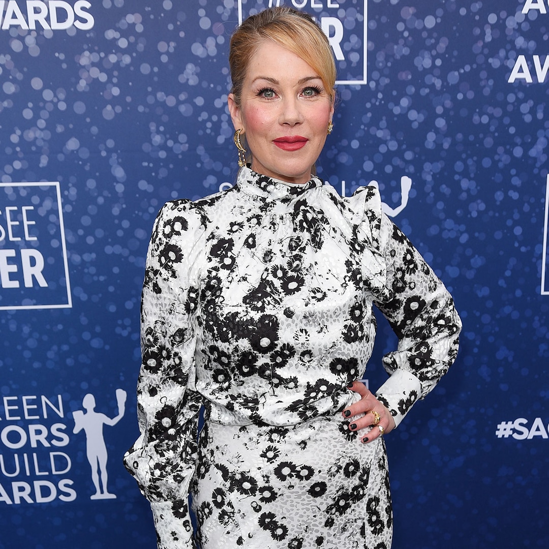 Christina Applegate Updates Fans on Her Multiple Sclerosis Diagnosis ... Christina Applegate Updates Fans on Her Multiple Sclerosis Diagnosis ...